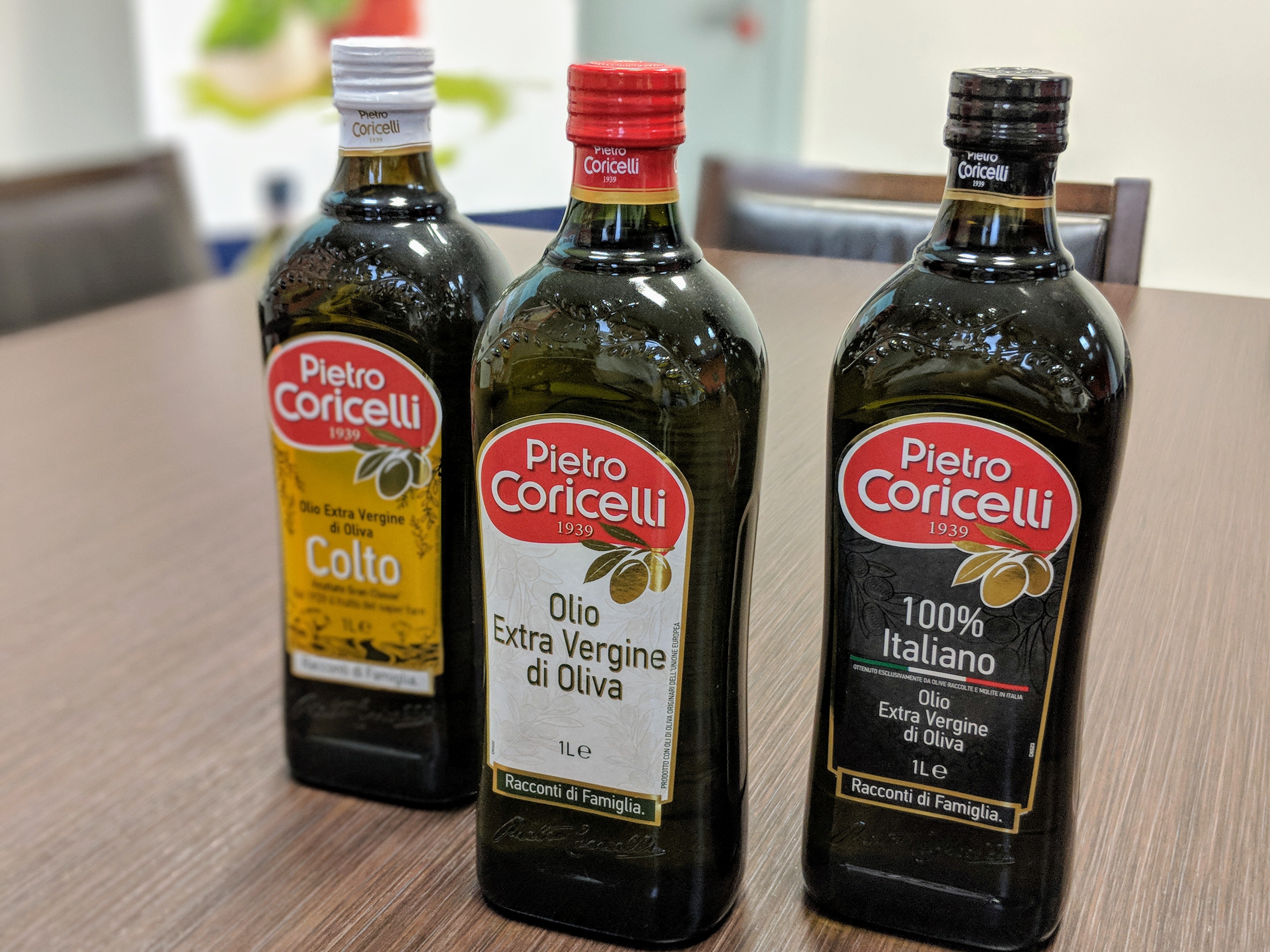 EFA News - European Food Agency - Bottiglie di olio Pietro Coricelli