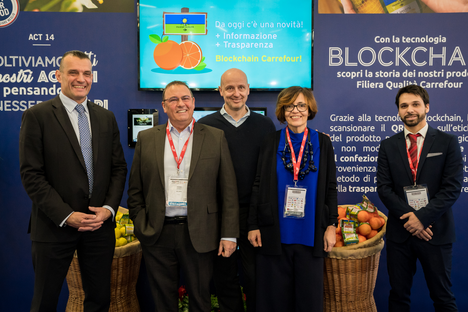 EFA News - European Food Agency - Staff Carrefour. Da sx: Giovanni ...